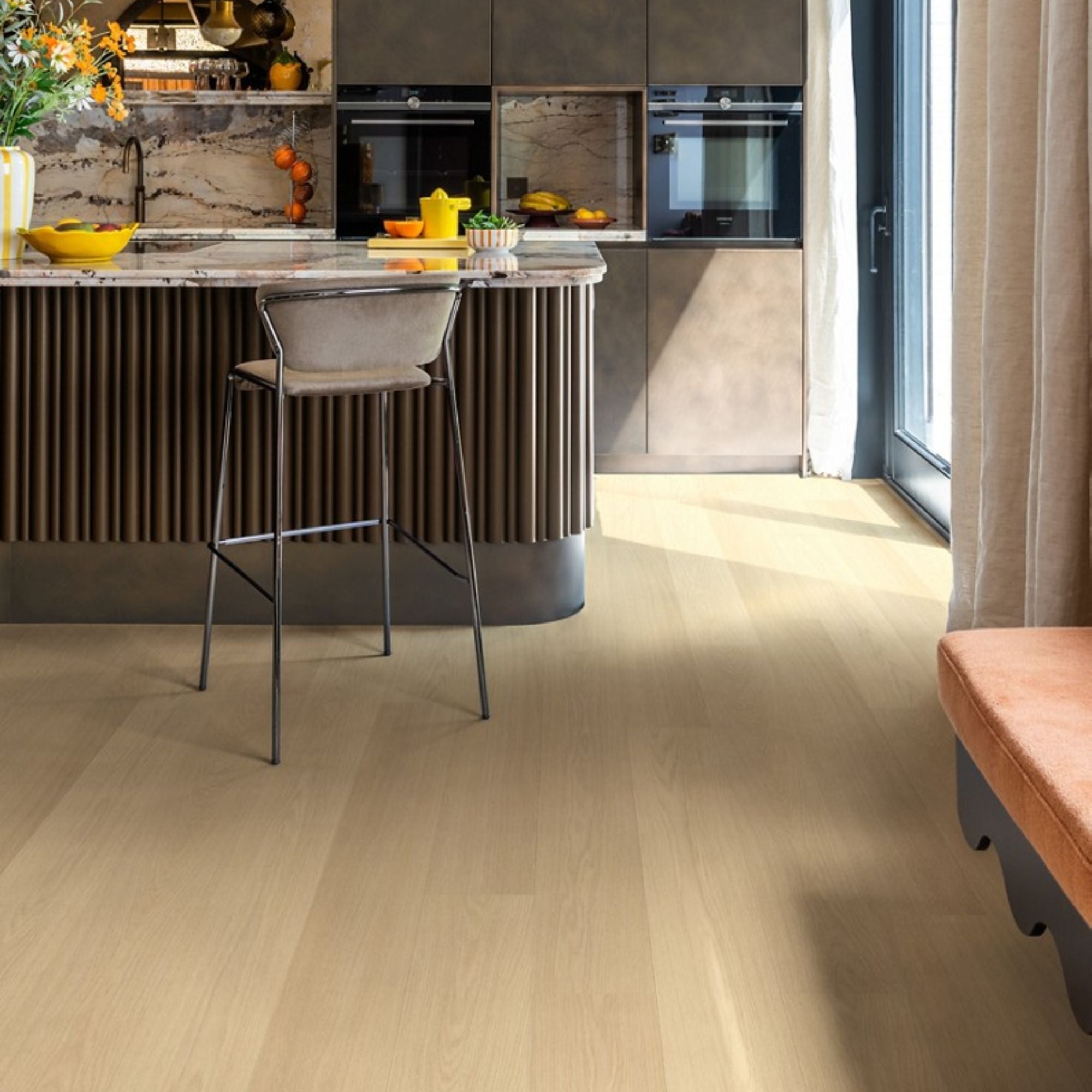 Pavimento in Laminato CAPTURE ROVERE VERNICIATO BEIGE QUICK-STEP ...